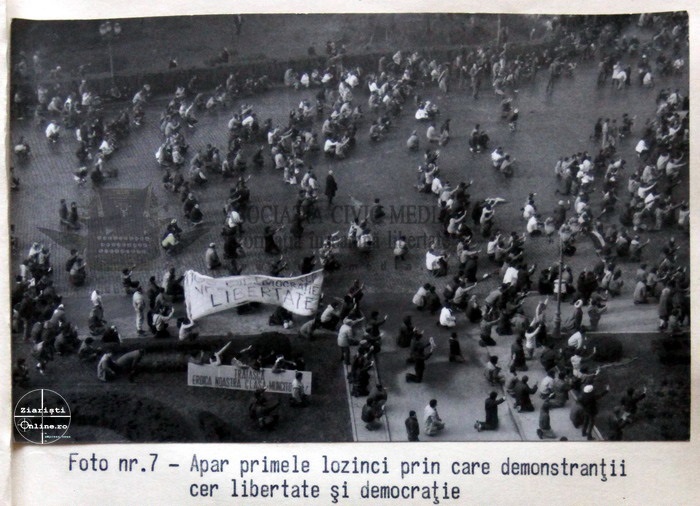 Fotografii inedite de la ultimul miting al lui Nicolae Ceaușescu ...