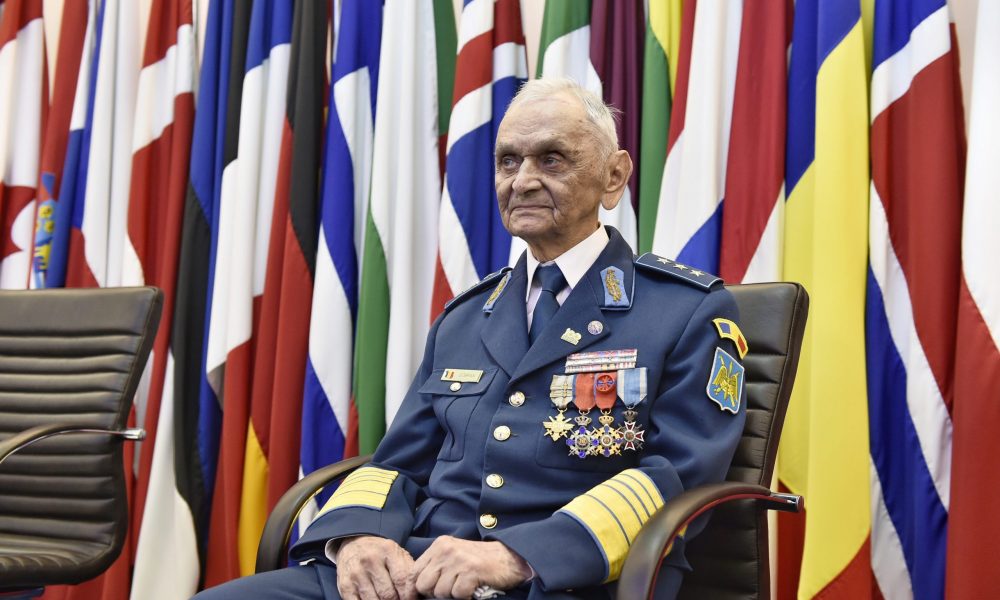 Ion Dobran. Coechipier cu istoria - Evenimentul Istoric