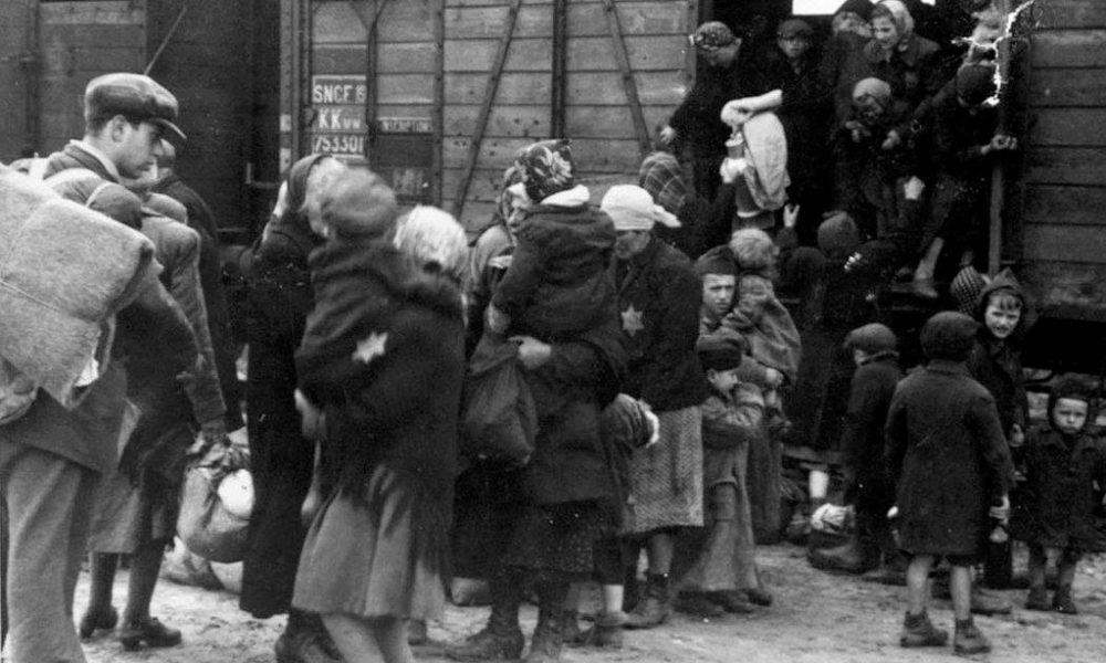 Povestea românului care a salvat 20.000 de evrei de la moarte ...